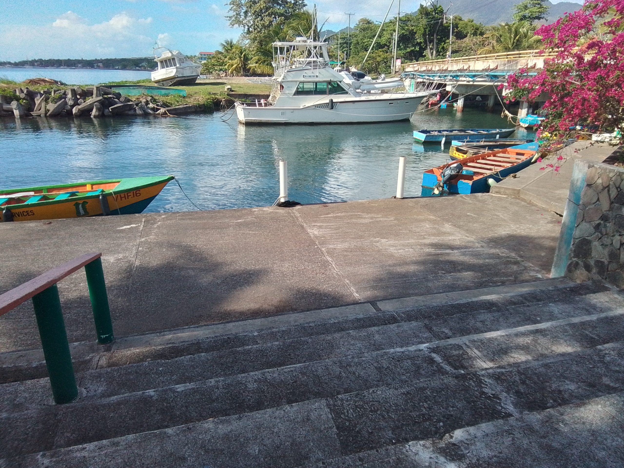 Dominica Tours & Taxi Service: Private Excursions Activities